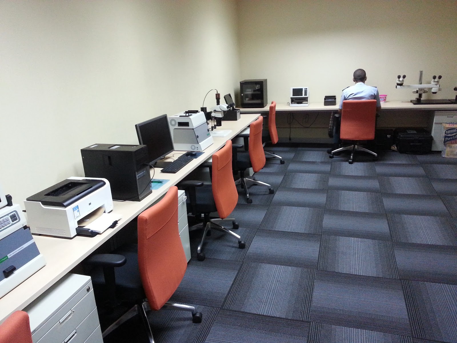 PETAK NORMA: PENGUATAN FUNGSI LABORATORIUM FORENSIK KEIMIGRASIAN