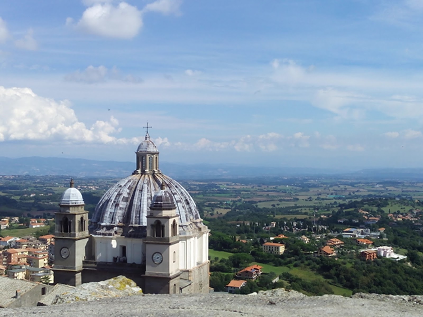Vacanze in Tuscia: Montefiascone sul Lago di Bolsena