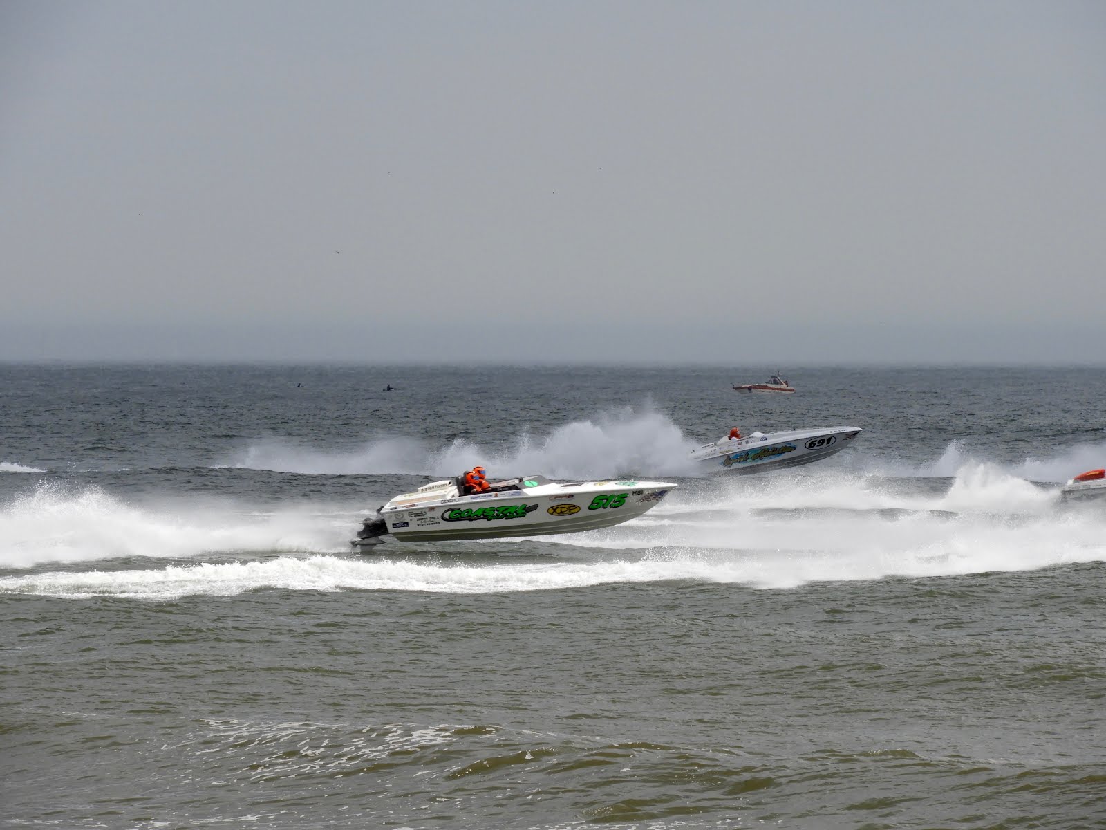It's All About Purple: Off Shore Grand Prix Boat Race