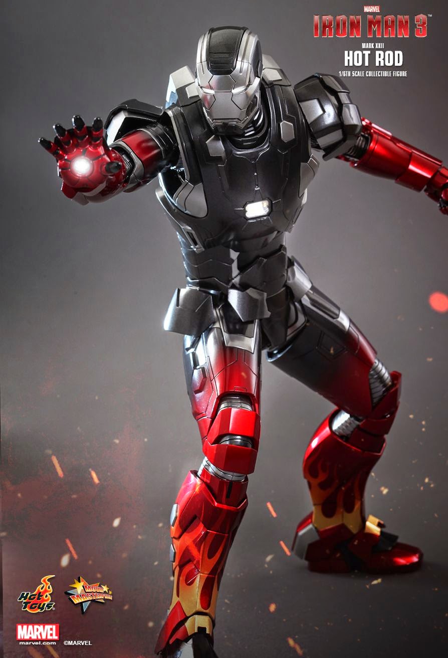 Blog Hunter Plus: IRON MAN 3 HOT ROD (MARK XXII) 1/6 EN ESCALA HOT TOYS