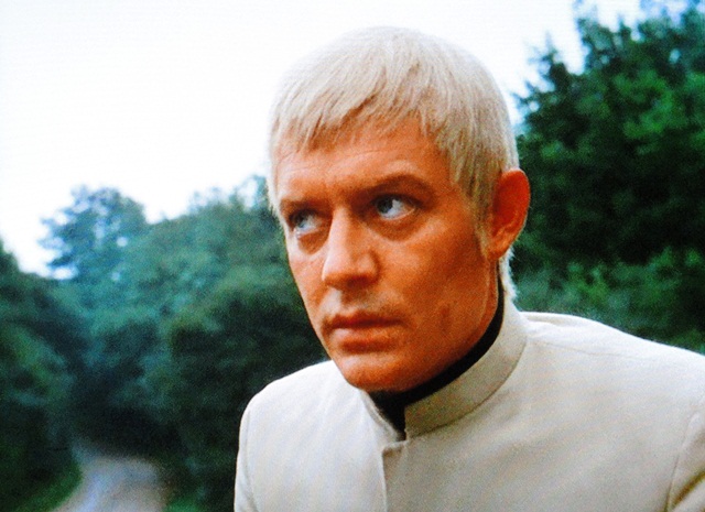 MUSINGS OF A SCI-FI FANATIC: UFO Ep8: A Question Of Priorities