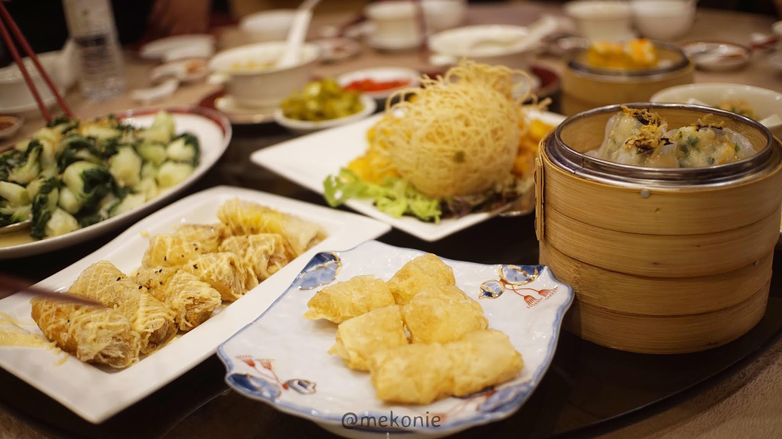 LUNCH DIM SUM DI DORSETT GRAND SUBANG @THE EMPEROR - Mek Onie