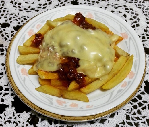 My day my life: Fries with bolognese sauce & cheese @ kentang goreng ...