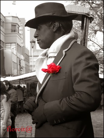 NOTICIAS Y EFEMERIDES MUSICALES Y DEL CINE: HOMERO EXPÓSITO, UN 23 DE ...