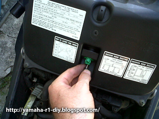 Yamaha YZF R1 DIY Repair/Fix Tips: How to remove a starter motor from a ...