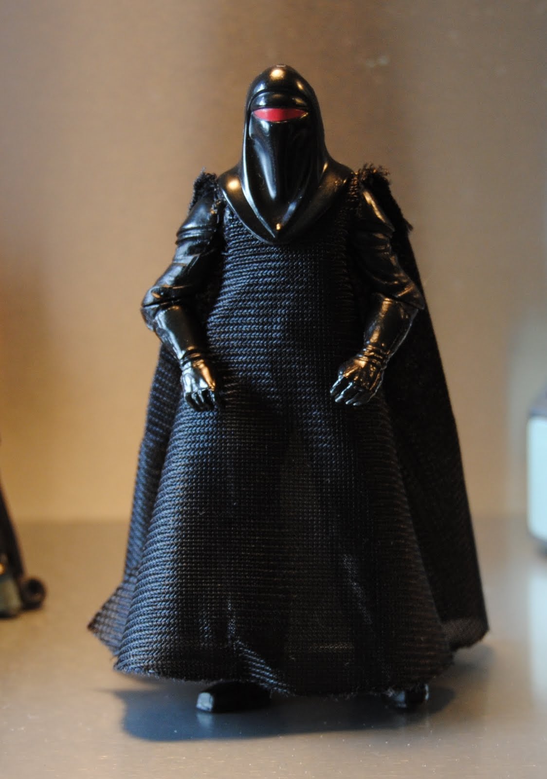 ACTION FIGURE EMPIRE: Shadow Guard: Jumping At Shadows!