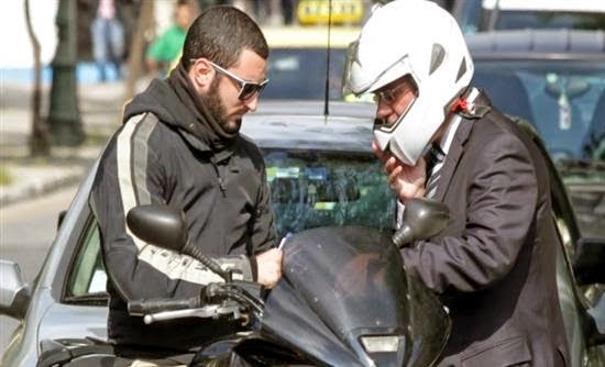 ΑΧΟΥ ΚΑΙ ΘΑ ΤΡΕΛΑΘΟΥΜΕ: ΤΟΝ... ΤΥΡΟΣΟΥΖΑ ΕΚΑΝΕ ΣΗΜΕΡΑ Ο ΣΤΑΪΚΟΥΡΑΣ ...