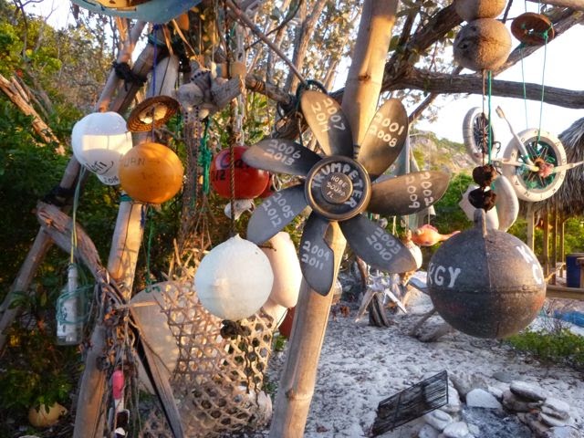 Ragged Islands’ Kitchy “Cruiser Clubhouse” | Galley Wench Tales