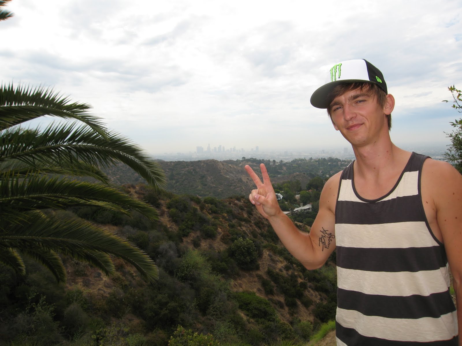 FlatMode: Adam Kun rolls through Hollywood.