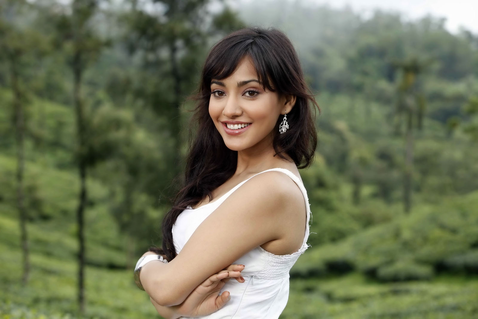 Bollywood Actress | HD | Wallpapers | Pictures | Images: Neha Sharma HD ...