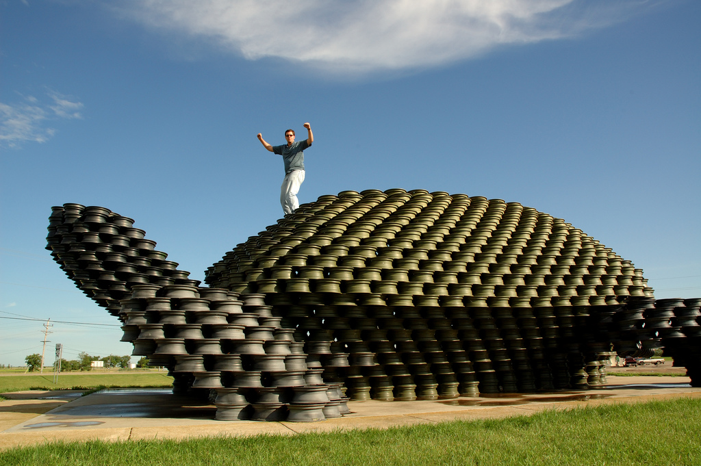 Pix Grove Giant W eel Turtle Made From Rims pix-grove-giant-w-eel-turtle-made-from-rims