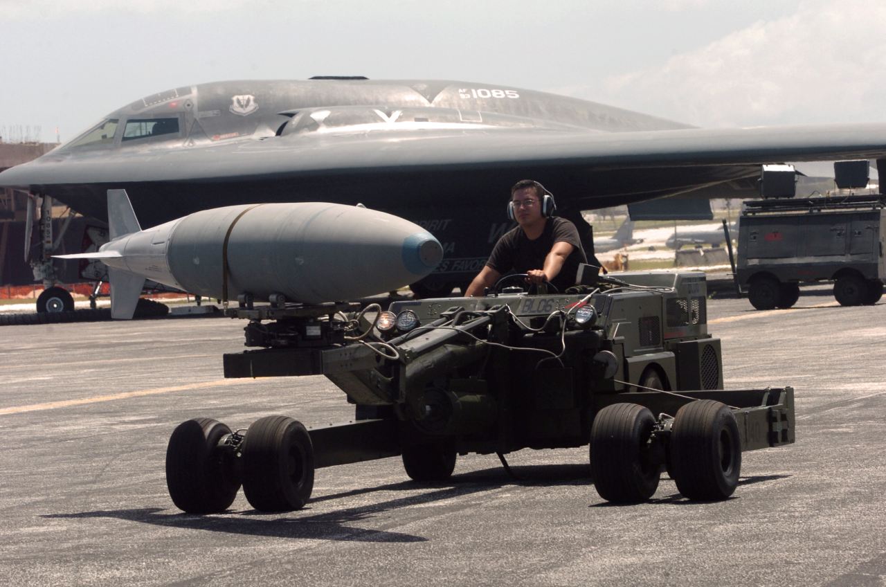 Eko Triyanggono: B-2 Spirit (Stealth Bomber) Design