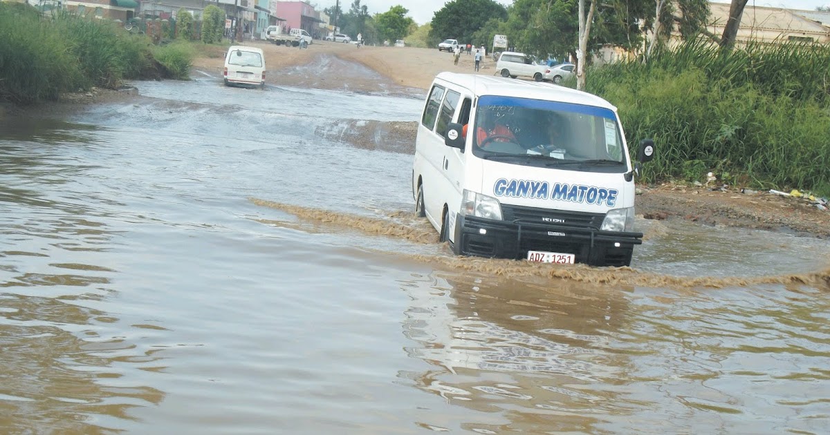 Raw sewerage floods streets of Chiredzi - The Mirror | Hear and be Heard