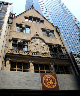 Big Apple Secrets: Celebrity roasters and Time Capsule in Friars Club