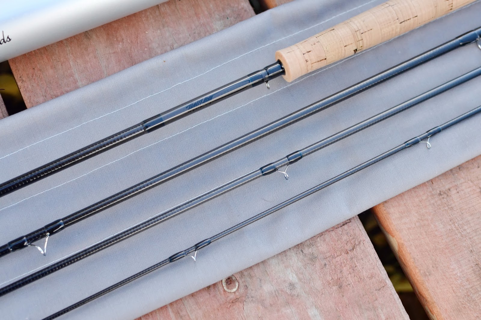 Handcrafted graphite and fiberglass fly rods: Epic carbon