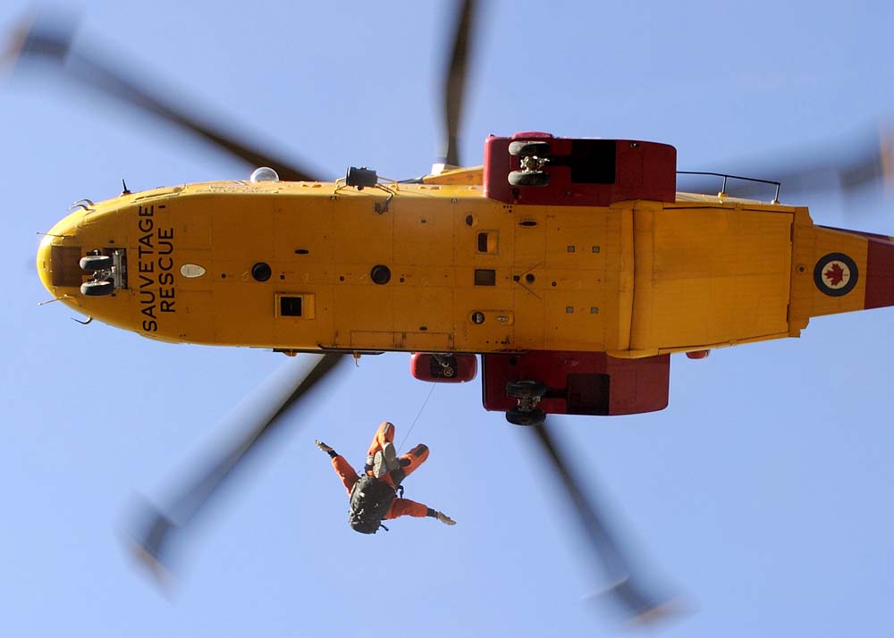 Toronto Grand Prix Tourist - A Toronto Blog: Canadian Forces Combat ...