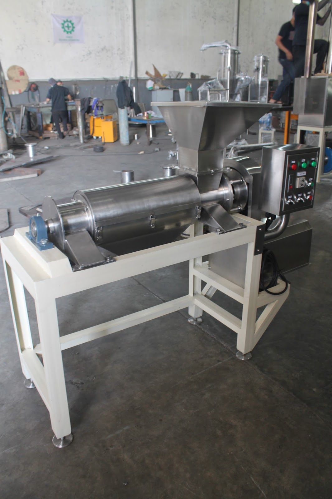 SPESIFIKASI MESIN FARMASI: SPESIFIKASI MESIN SCREW PRESS