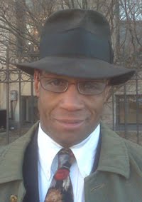 Con-man Elliot Davis Downtown : r/boston