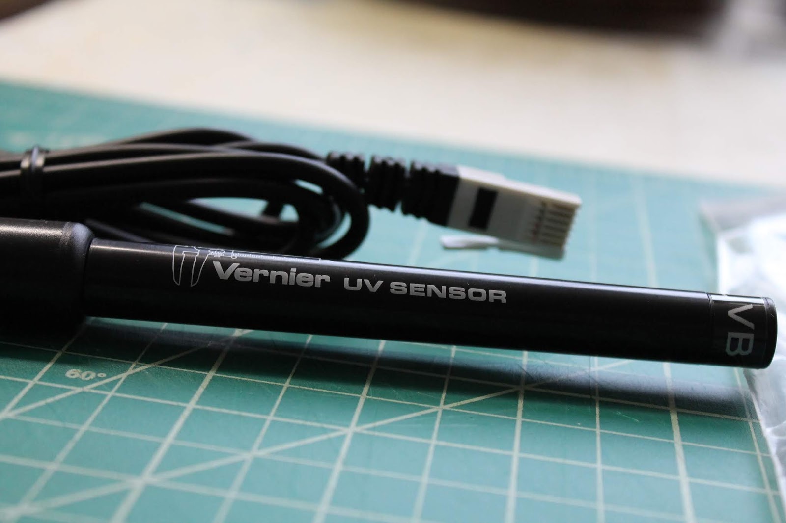 Physics is supposed to be fun!: Vernier UVB Sensor UVB-BTA