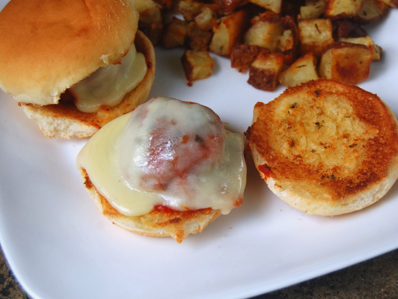 Cassie Craves: Meatball Sliders