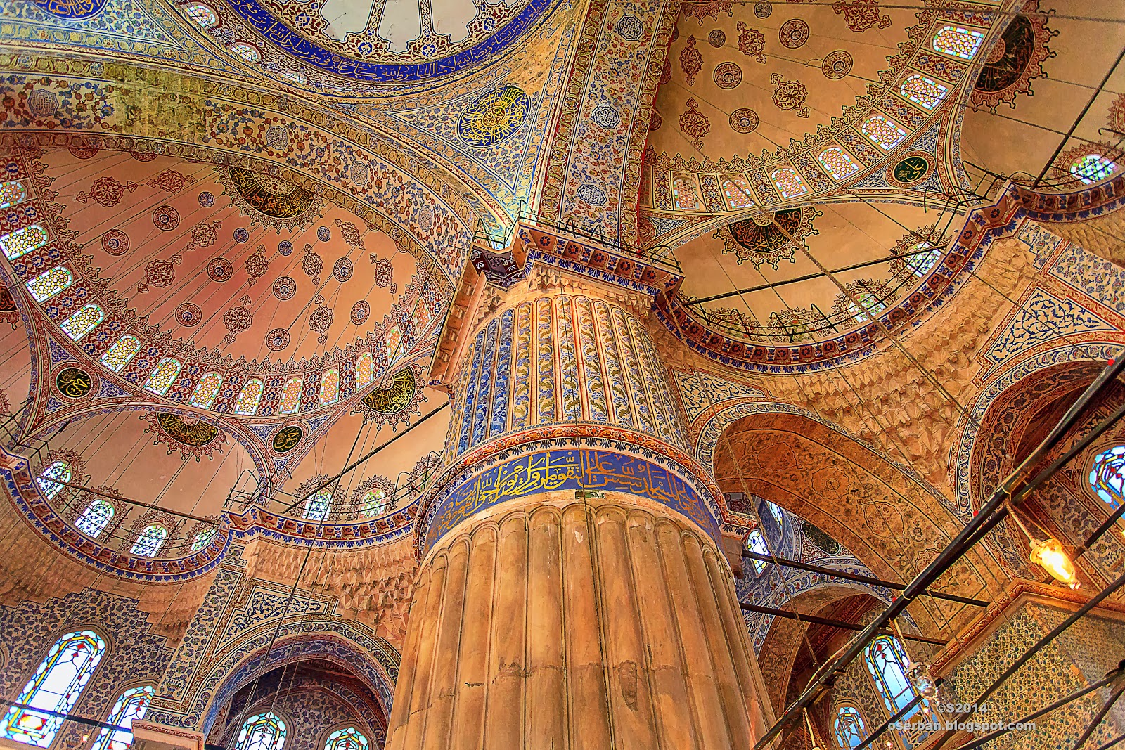 Octavian Serban: Discover Blue Mosque inside....