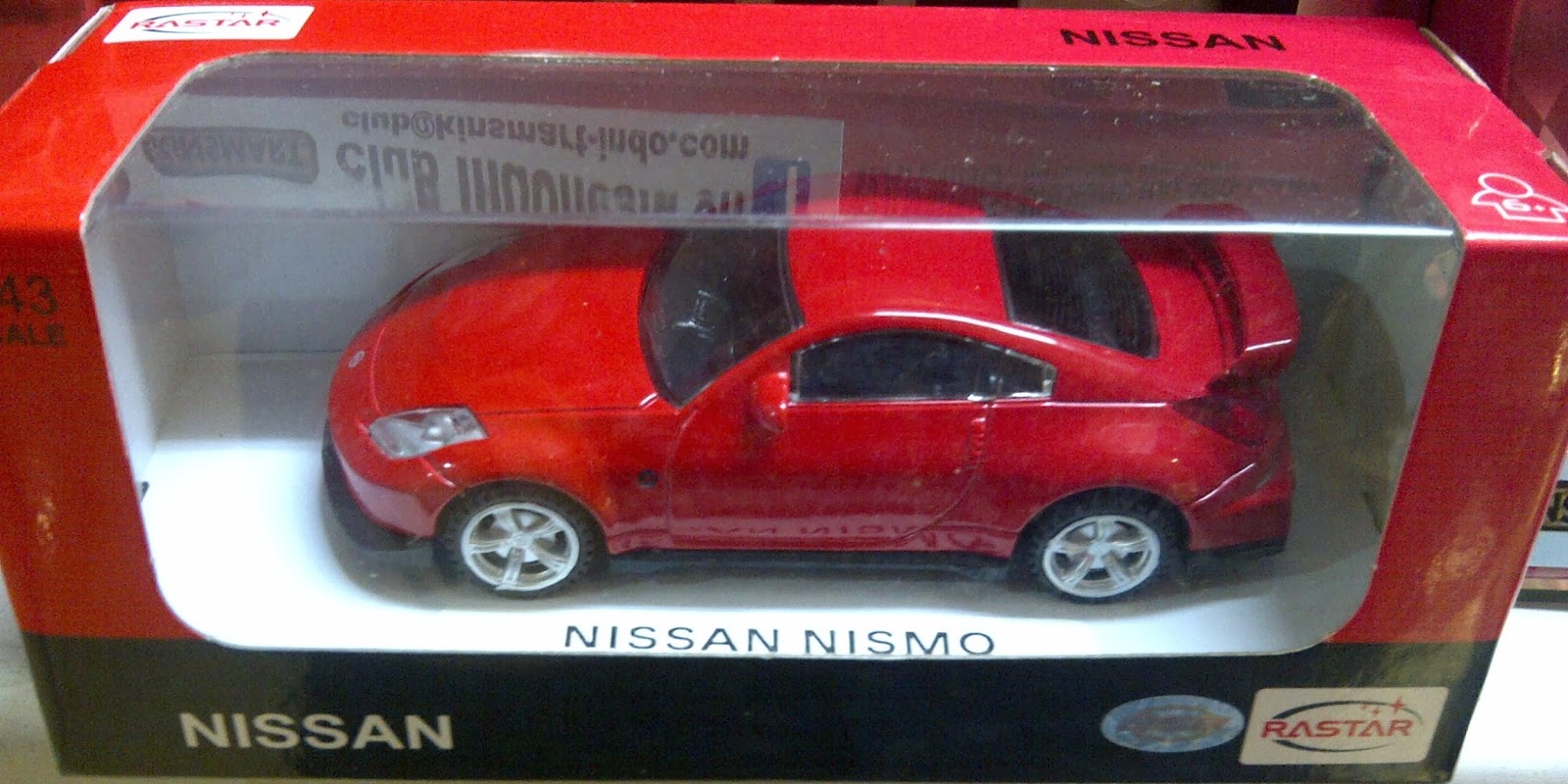 DIECAST 99 : Rastar 1:43