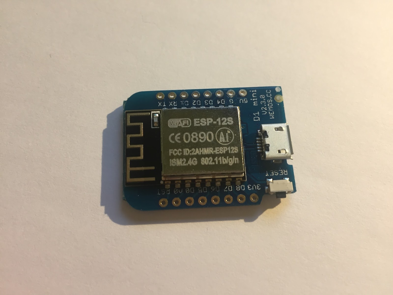 Tutorial: Aprender a usar Wemos D1 Mini (Arduino+Wifi) ~ LuneGate