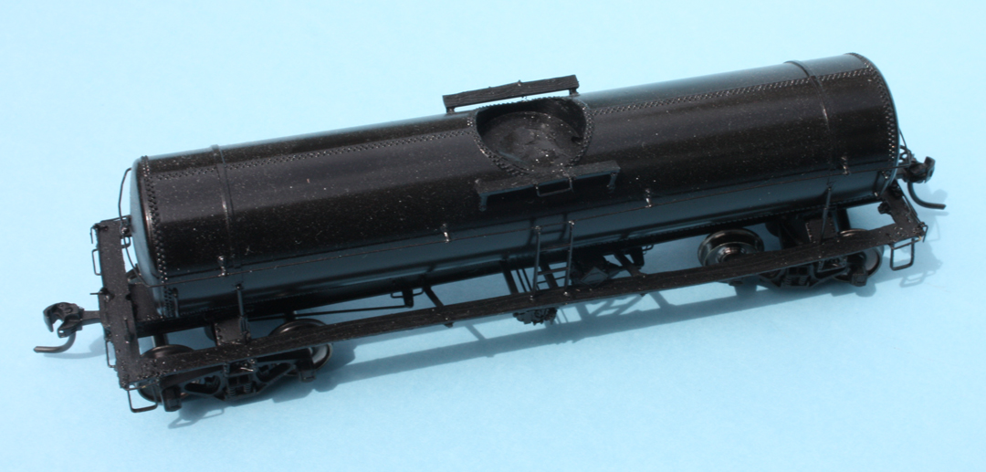modeling the SP: Completing a Sunshine tank car