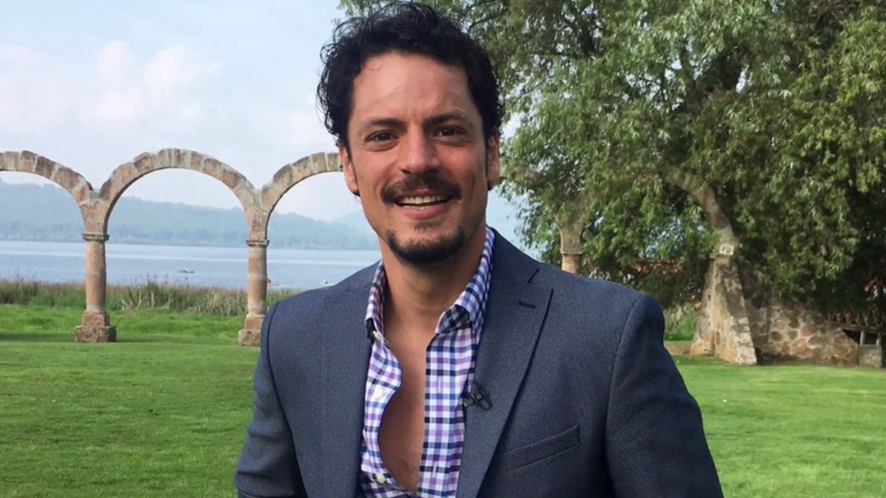 Mundo dos Famosos: Biografia de Mike Biaggio