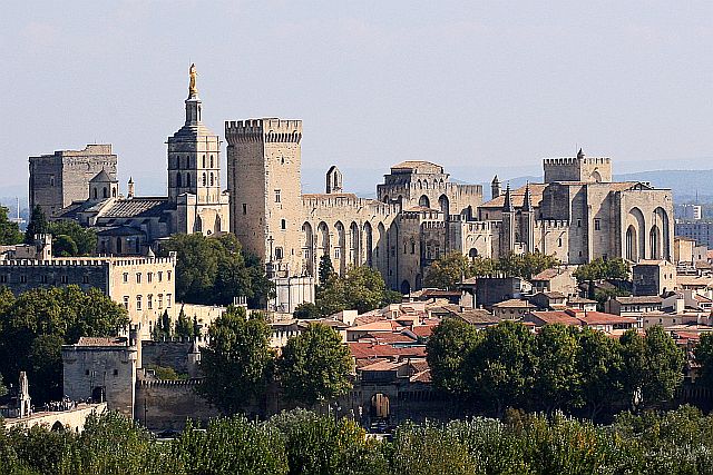 Peabod's Travel-Blog: Avignon: France’s medieval Vatican City is the ...