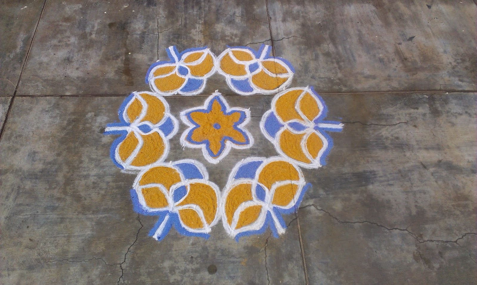 Rangolis: chukki rangoli.....
