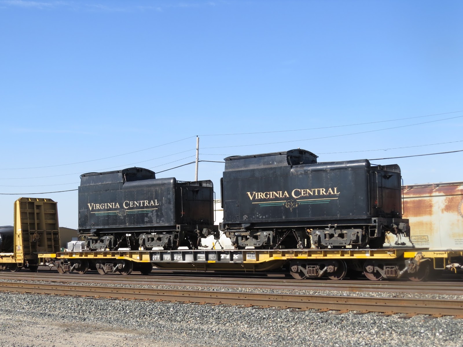 Winnipeg Model Railroad Club: Exclusive photos of the locomotives being ...