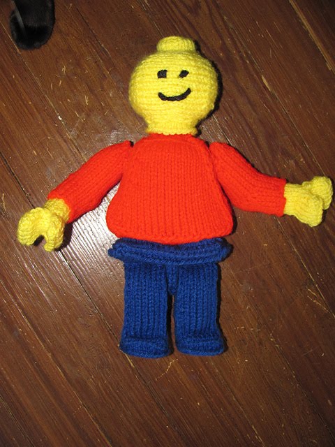 Mistress of Knitting: Lego Guy