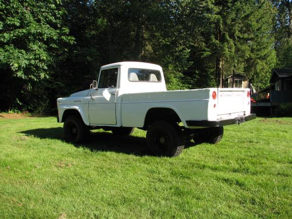 1959 International Harvester B100 4x4 Pickup Truck - 4x4 Cars