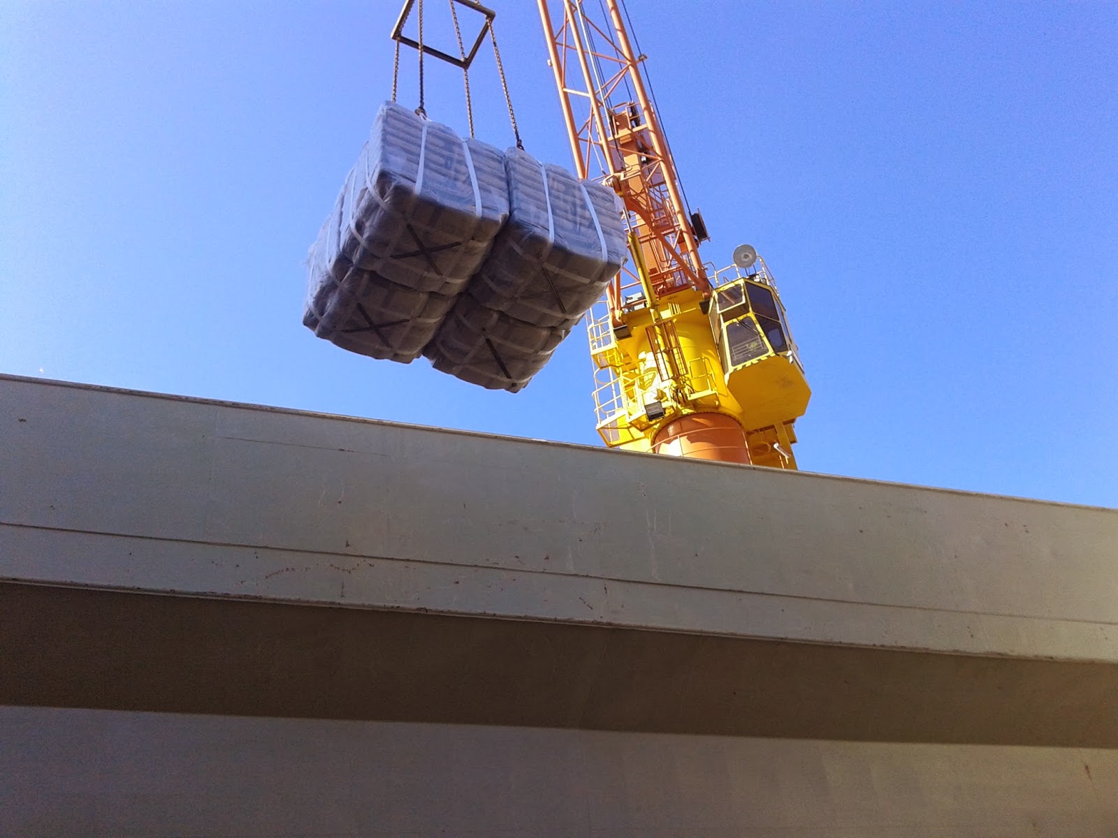 Fazer amuradas de pacotão ~ Estivadores de Aveiro