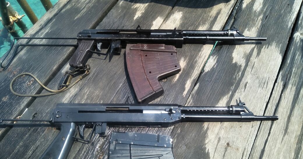 DEFENSE STUDIES: Uji Dinamik Senapan Serbu-Bawah Air