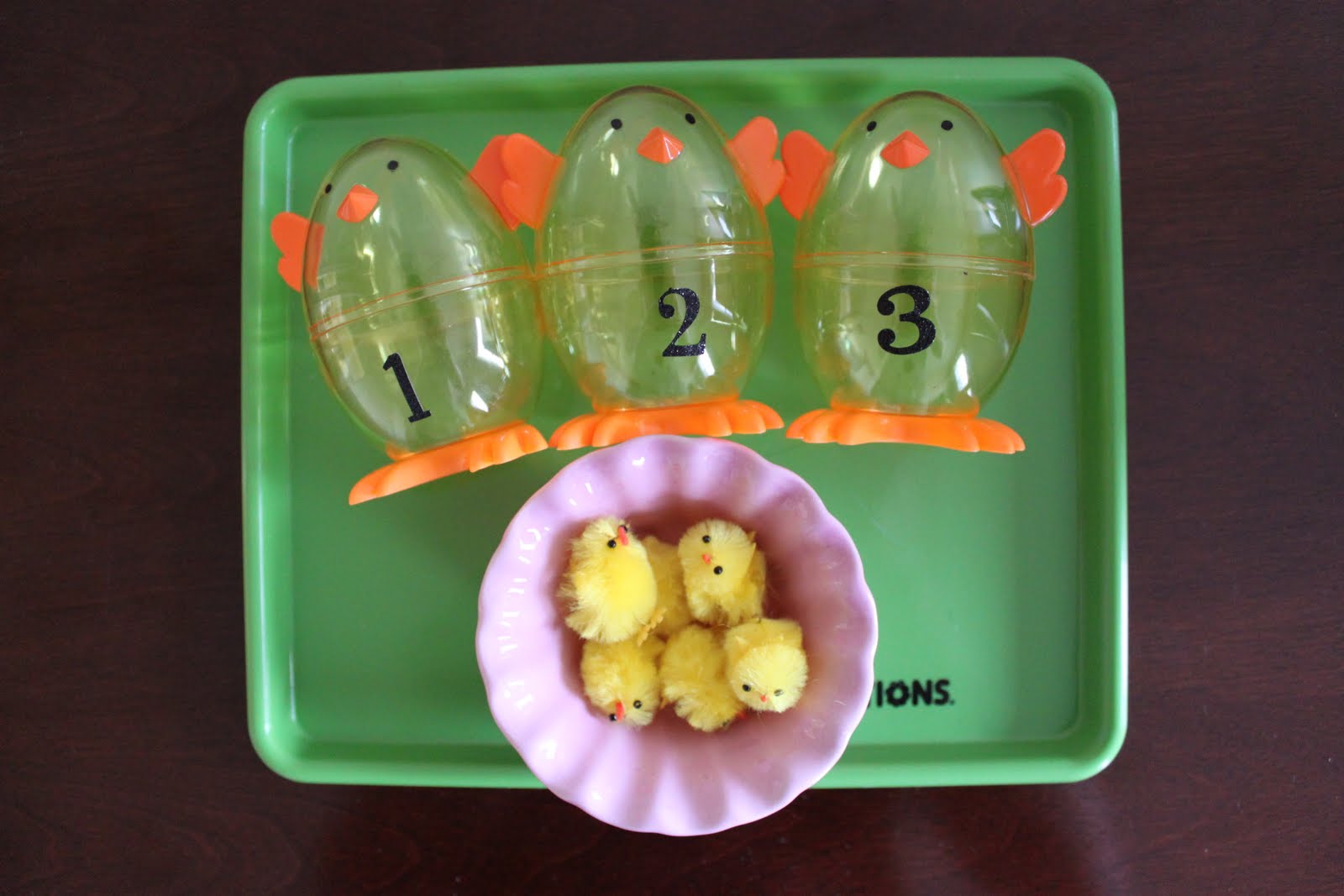 Playing House: Tot Trays - Easter