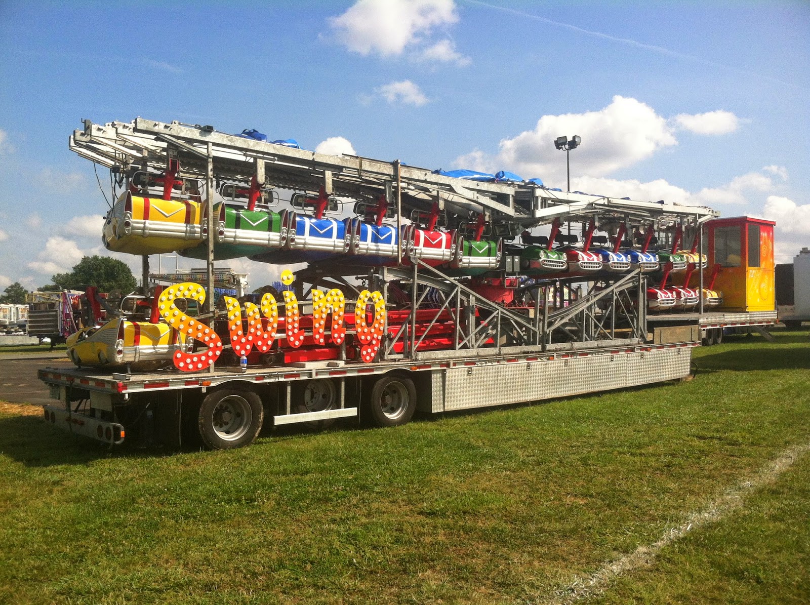 Carnival Chasing : Powers Great American Midway's 2014 Set up day 1