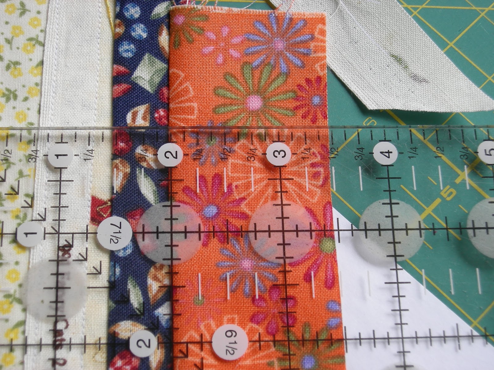 mammafairy sews: Selvage sewing- thoughts