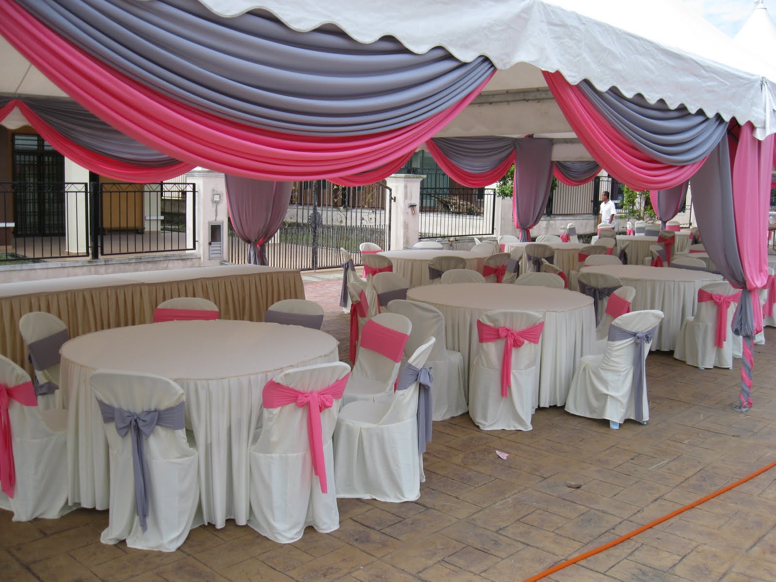 PERKHIDMATAN SEWA KHEMAH