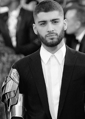 Zayn Malik ditches scruffy beard as he debuts clean-shaven look