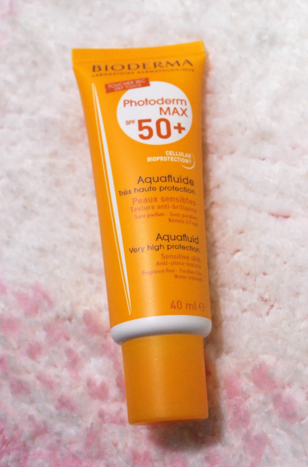 Peachy Pink Sisters: Review : Bioderma Photoderm Aquafluide MAX SPF 50+