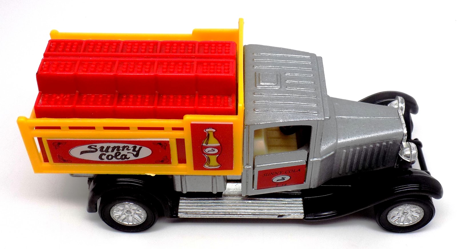 Toys and Stuff: 'SS' - 1/43 Scale Diecast Ford Model A Stakebed - Sunny ...