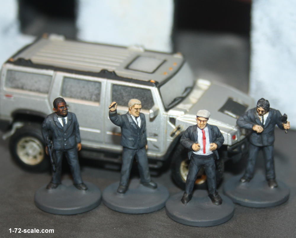 oneseventytwoscale.com: 1/72 Scale Secret Service Agents / Bodyguards ...