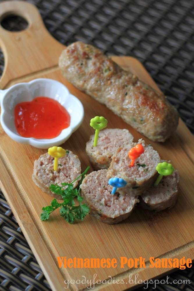 Goodyfoodies Recipe Vietnamese Fresh Pork Sausage Chả Lụa