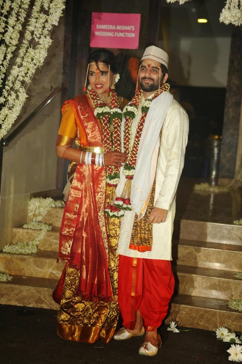 TAMIL FILM NEWS: Sameera Reddy Wedding Photos