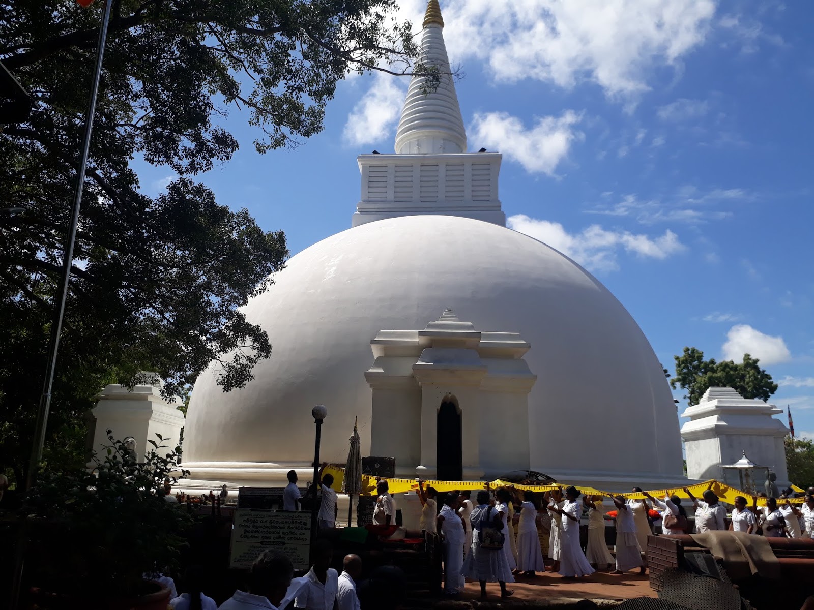 LIFE OF TRAVEL SRI LANKA: සෝමාවති රජමහා විහාරය Somawathi Raja Maha Viharaya