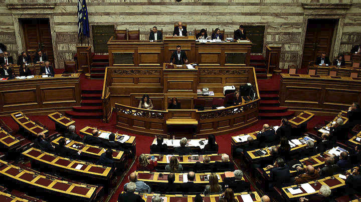 Ανοίγει ο δρόμος για την ανάκληση της απόφασης πώλησης υλικού στη Σ ...