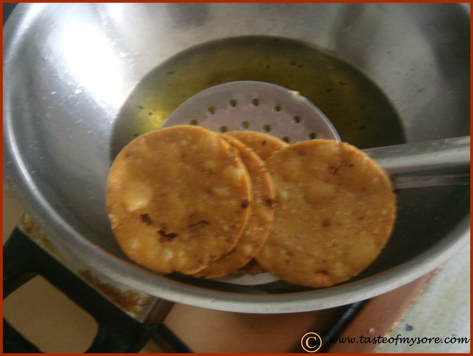 Taste of Mysore: Nippattu