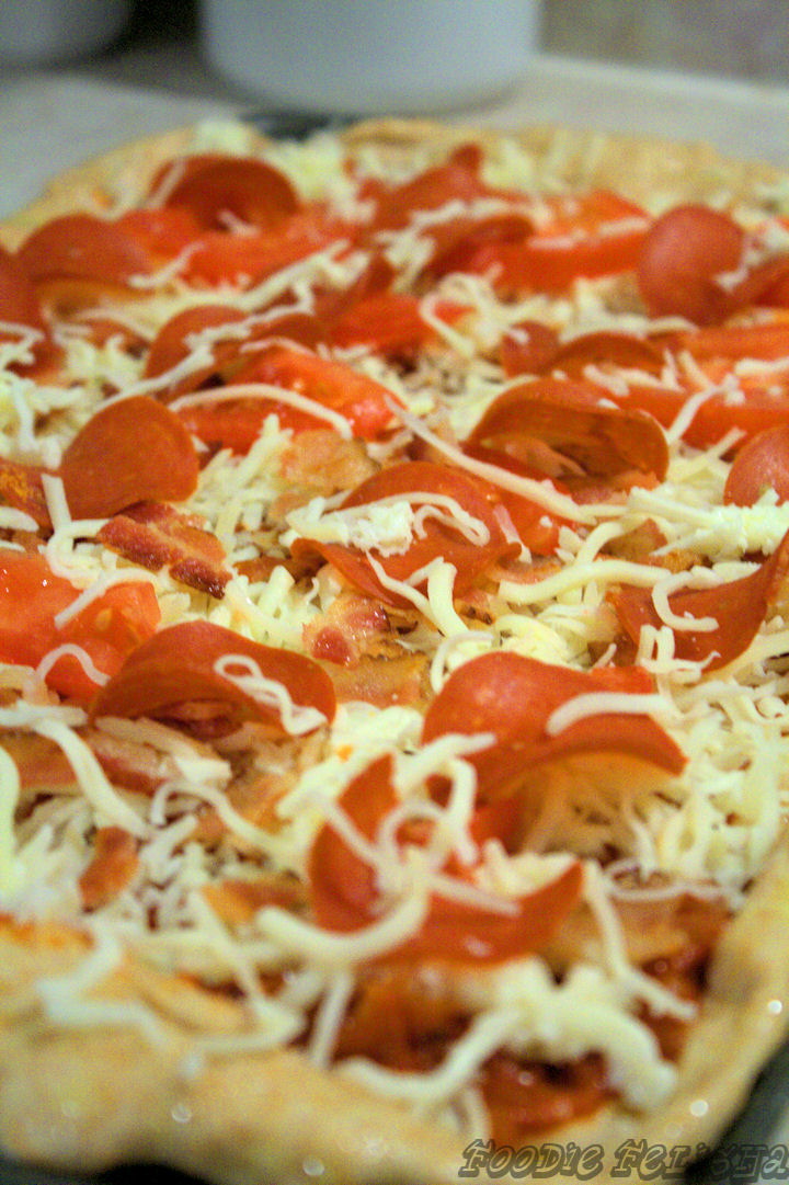 Adventures With Foodie Felisha: From Scratch: Pizza!